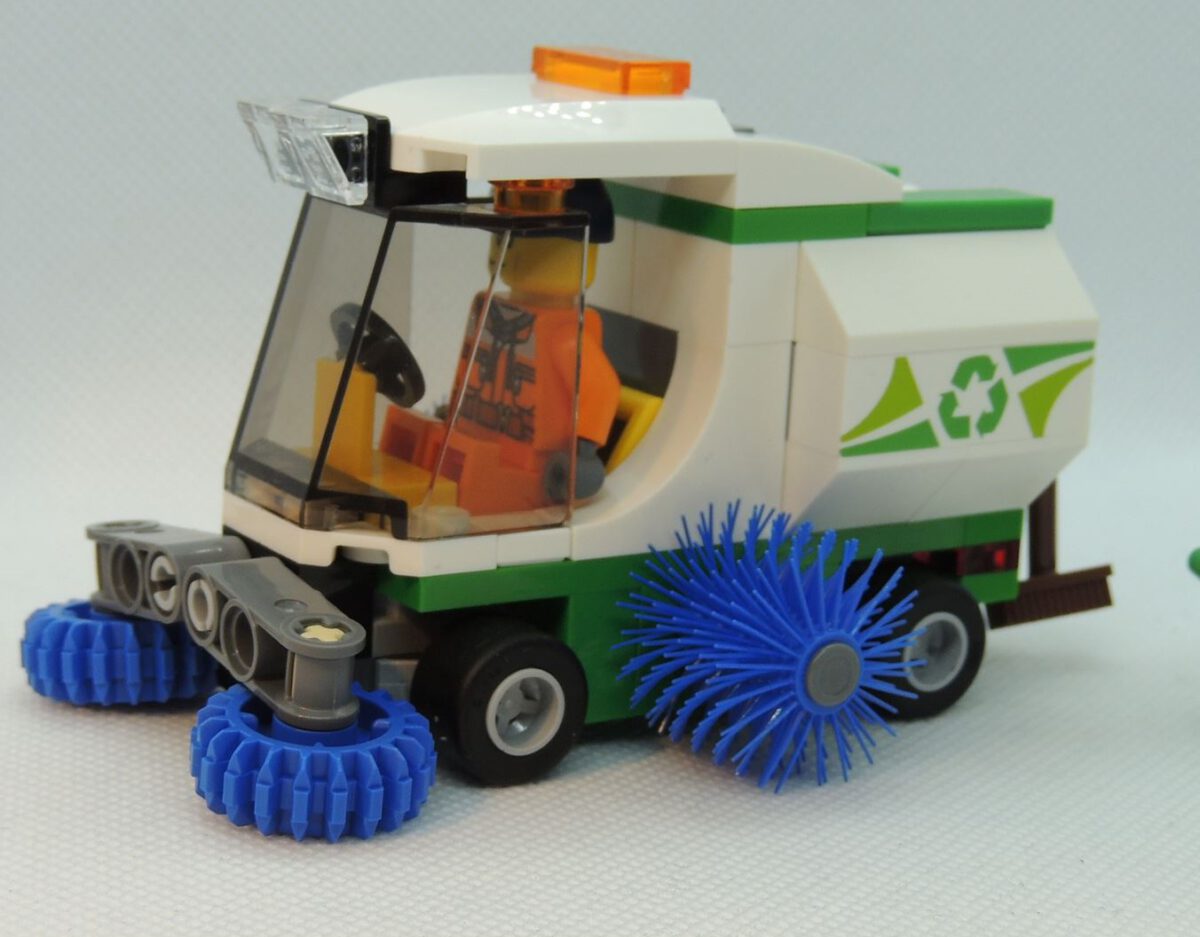 Lego 60249 – Street Sweeper (Straßenkehrmaschine) - Breaking Brick