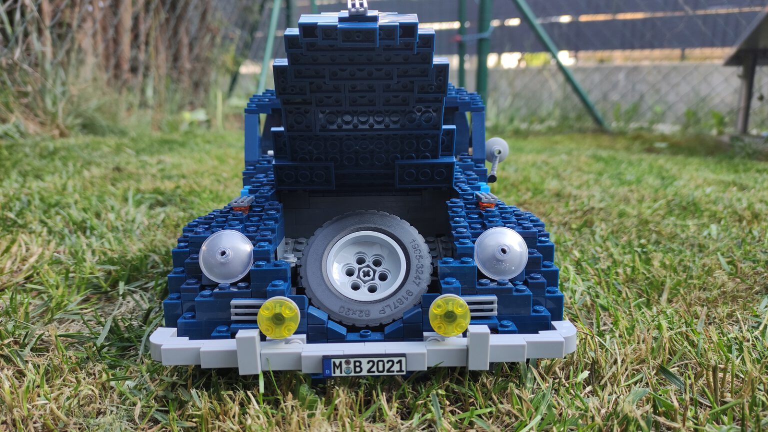 Webrick-Rebuilt – Brickbeetle (Lego 10187) (English) - Breaking Brick